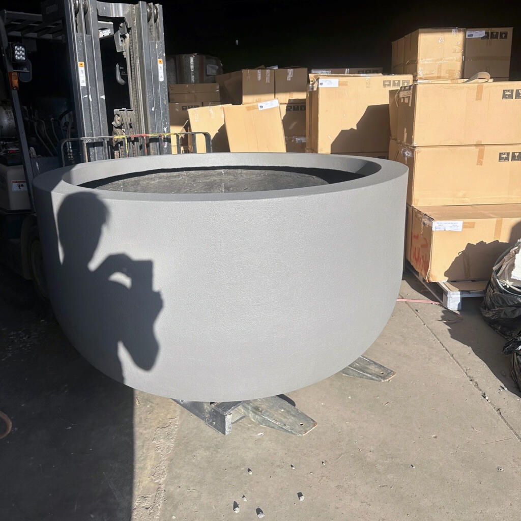 Giant U Bowls